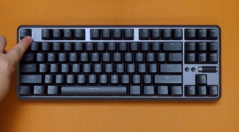 Rakk Lam-Ang Pro Mechanical Keyboard Review - Universal Socket Keyboard ...