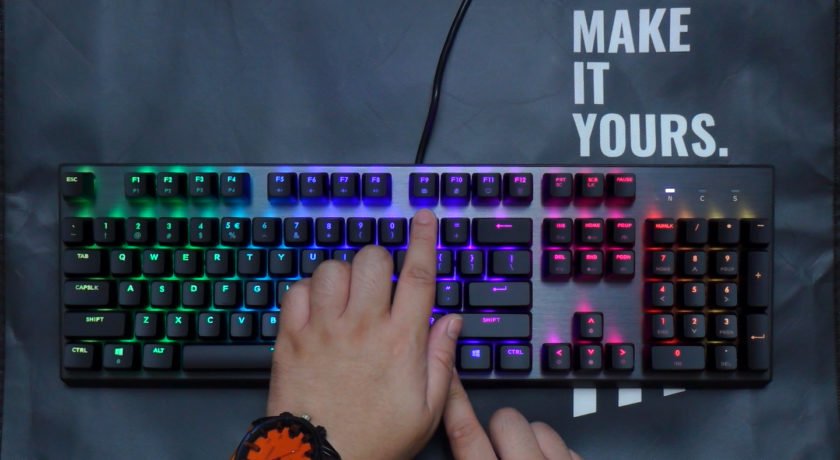 Cooler Master CK350 Mechanical Keyboard Review - TechBroll