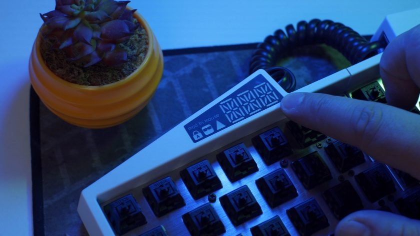 Ultimate Hacking Keyboard Review - Best Split Mechanical Keyboard ...