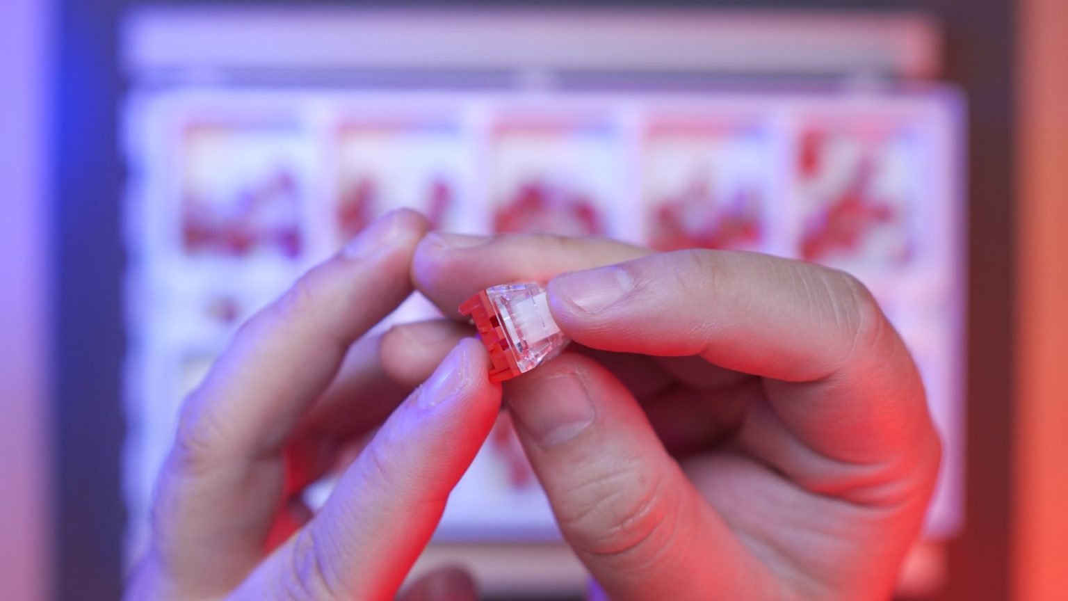 NEW 35 Grams Kailh Box Red Switch Review - Extremely Lightweight ...